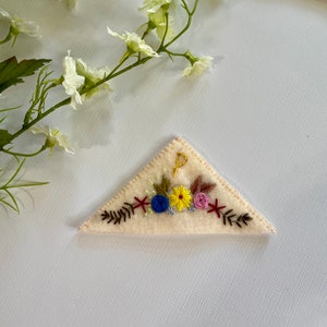 Floral Felt Corner Bookmark Hand Embroidered Bookmarks Book - Etsy UK