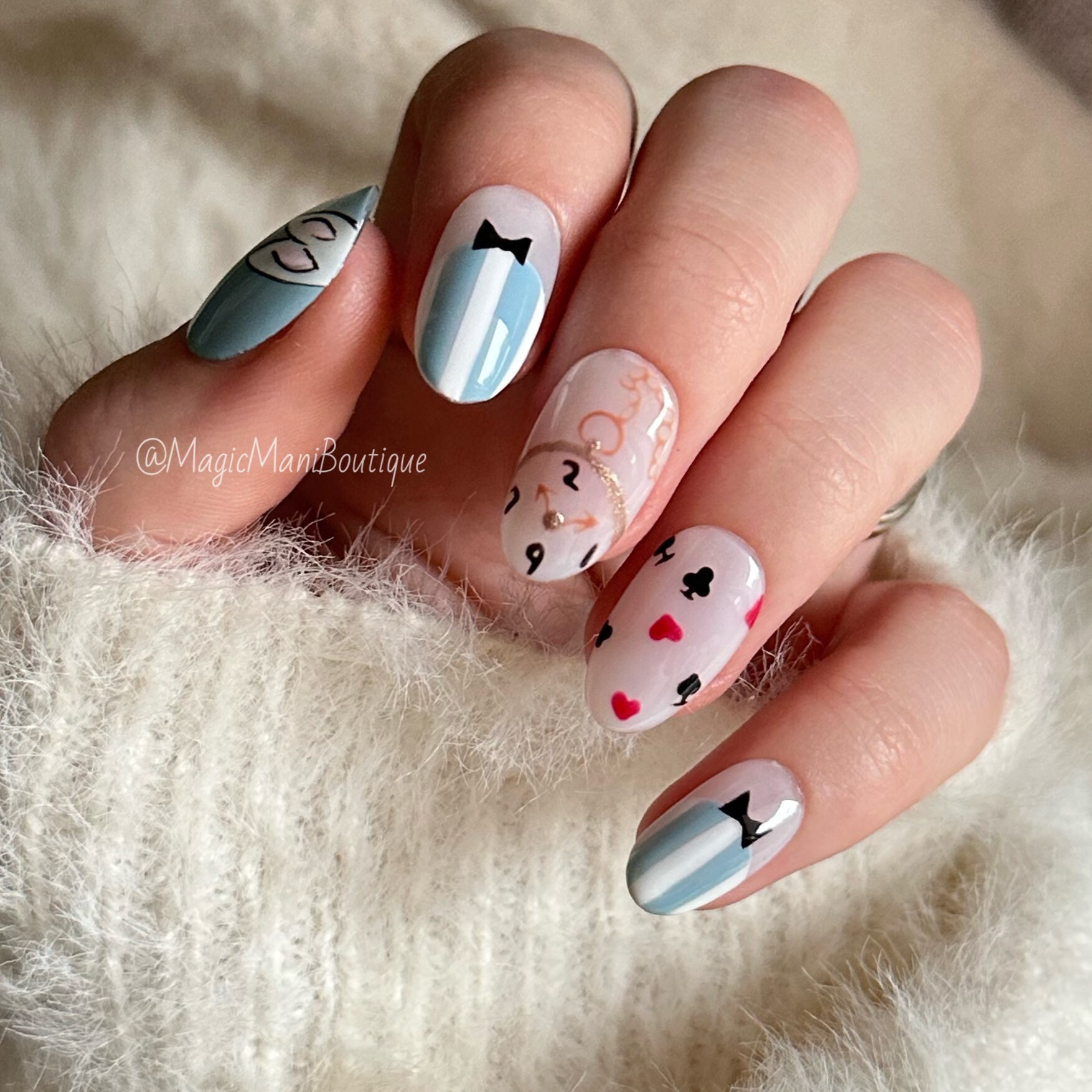 Tim Burton Alice In Wonderland Nail Art