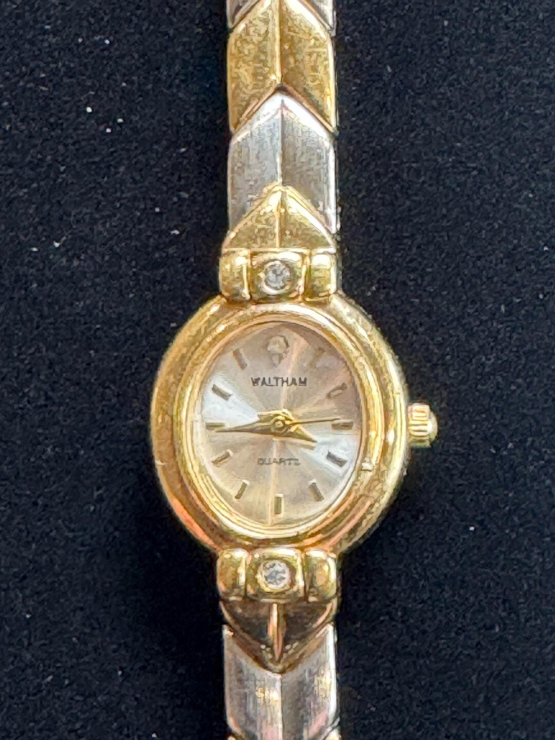 Vintage Waltham Women's Quartz Watch Two-tone Gold Silver Chevron ...