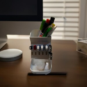 12-slot USB Storage Unit | Desktop Flash Drive Organizer | Tech Hub ...