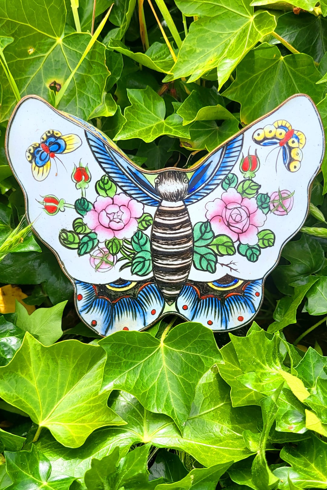 20th Century China Butterfly Figure Box - Etsy