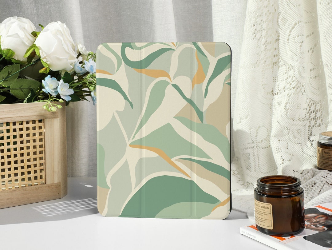 Green Field iPad Case With Apple Pencil Holder, for iPad 9/8, iPad Mini ...