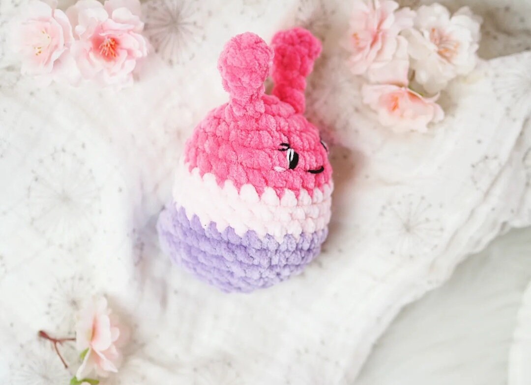 Lumi the Larva Plush Crochet Pattern Amigurumi Maggot - Etsy