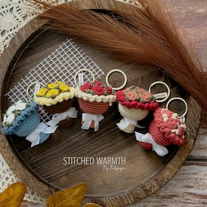 Girl Flower Bouquet Keychain Women Crochet Keyring Charming Handcrafted ...