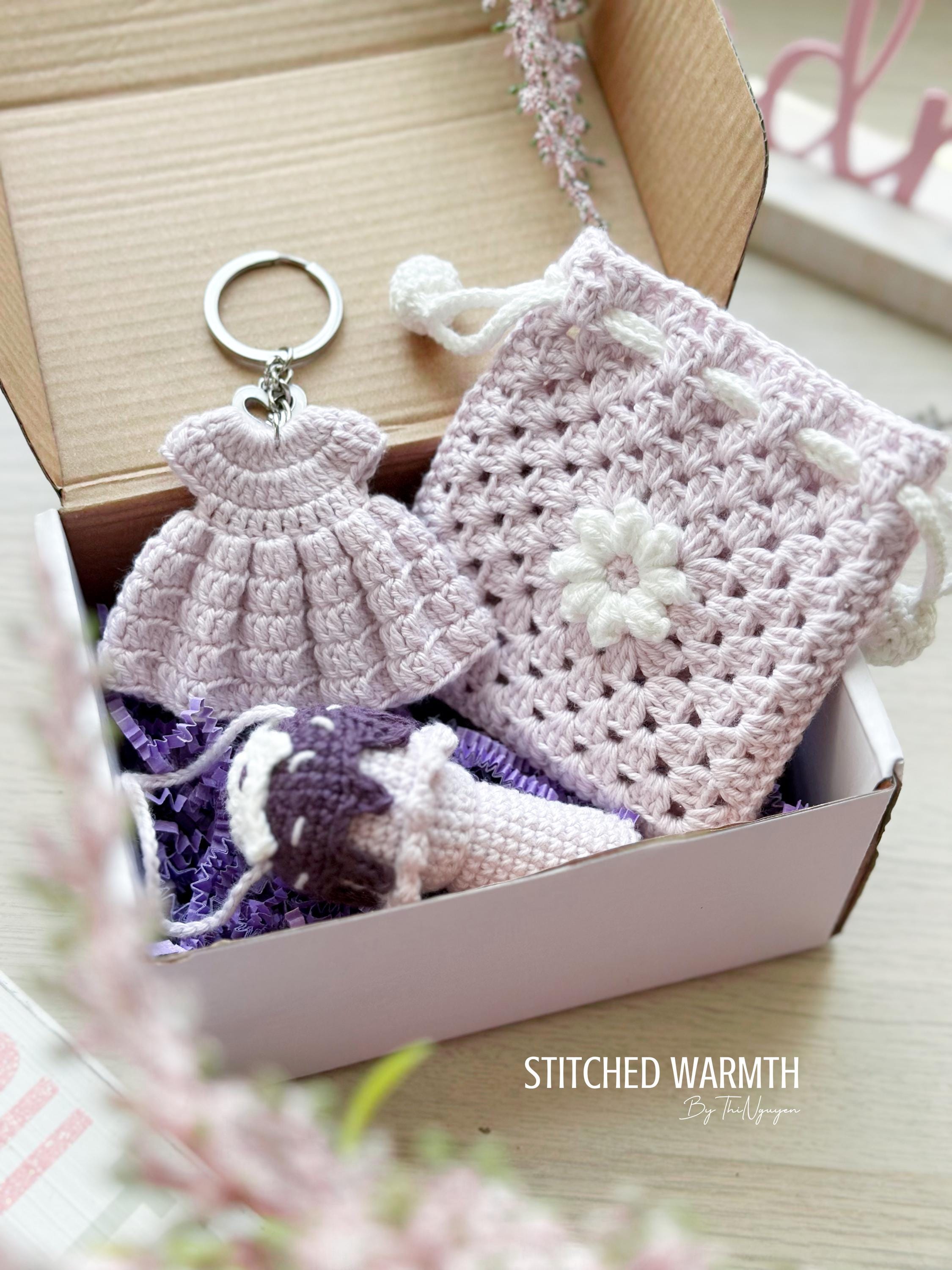 Crocheted Gift Set: a Airpods or Coin Pouch, a Handmade Keychain and a ...