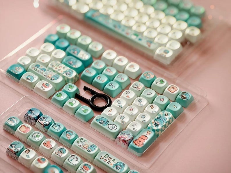 131 Keys Hatsune Miku Keycap Set Anime-themed Mechanical Keyboard ...