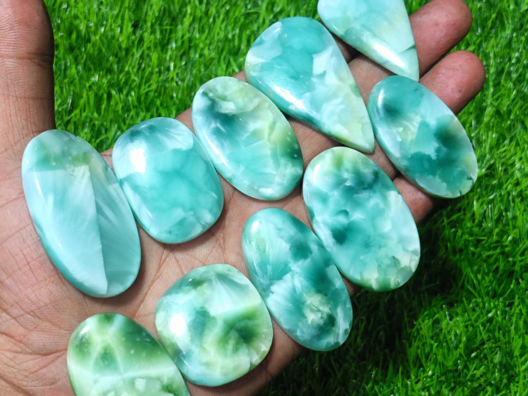 Hemimorphite Gemstone. Larimar Pattern Sky Blue Hemimorphite. Cabochon ...