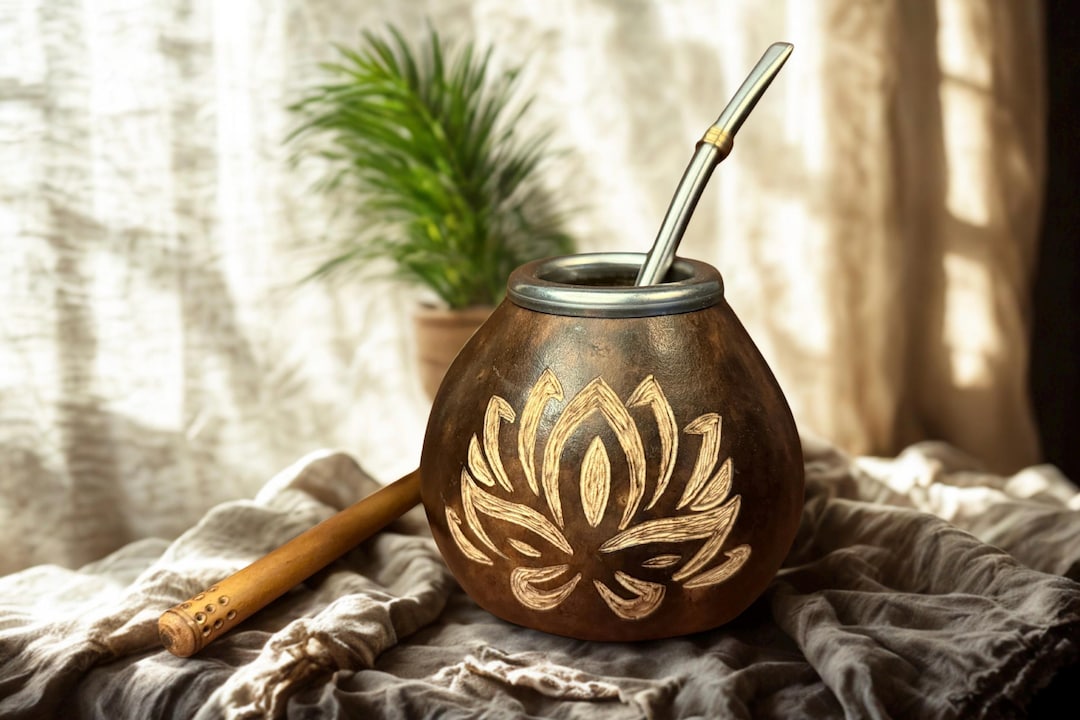 Handmade Lotus Engraved Yerba Mate Gourd Set: Calabash, Bamboo Bombilla ...