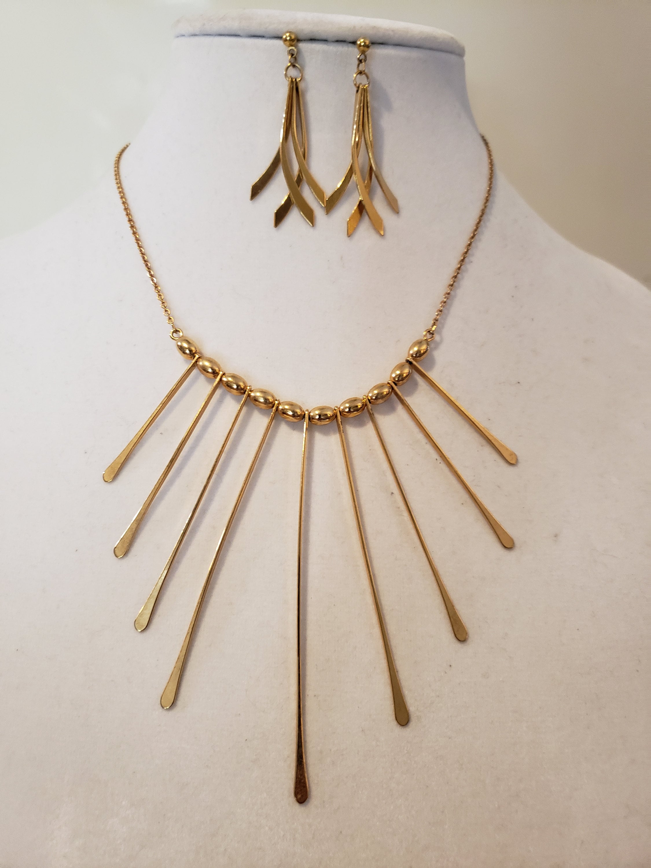 Vintage Gold Signed Sarah Coventry 1970s Cleopatra Necklace and ...