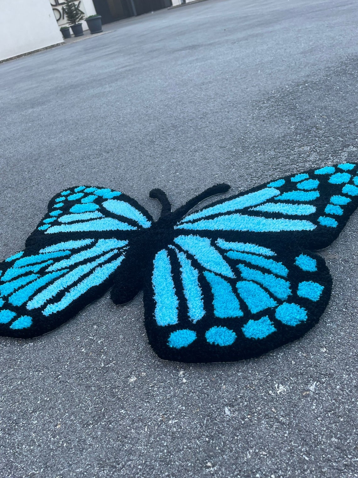 Butterfly Fluffy Tufted Rug / %100 HANDMADE - Etsy