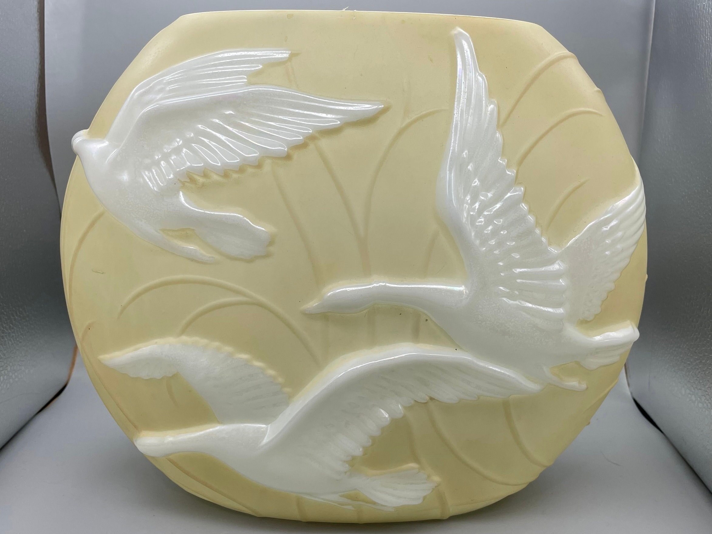 Vintage Phoenix / Consolidated Art Glass Pillow Vases Dogwood Flowers ...