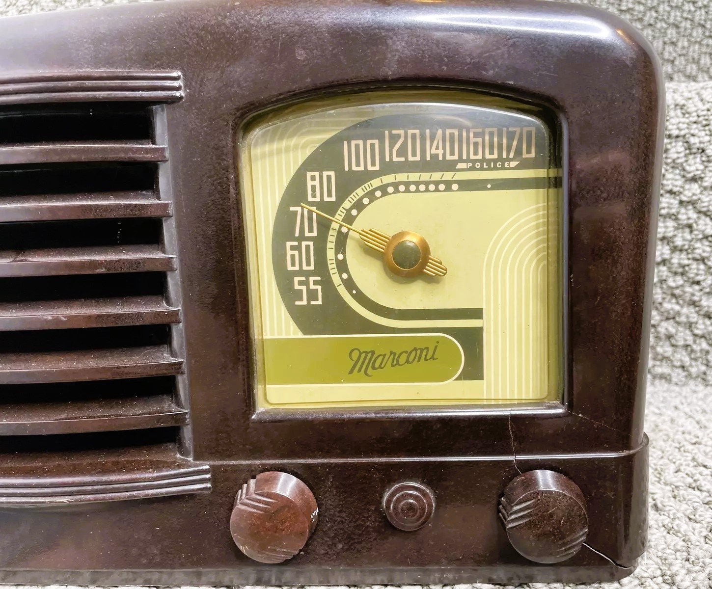 Vintage 1940s Canadian MARCONI Model 218 Tube Radio in MCM Bakelite ...