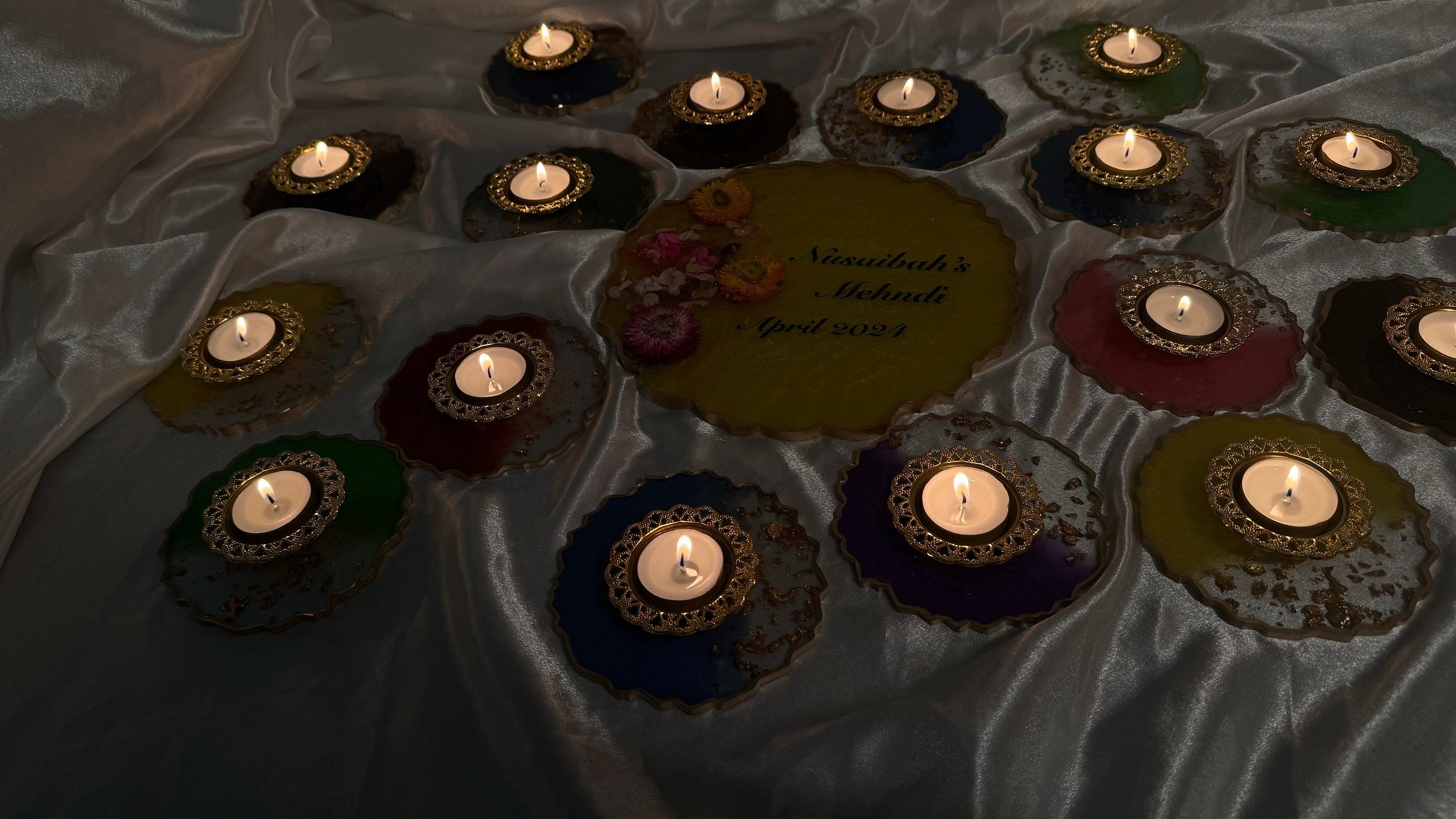 Personalised Resin Large Mehndi Plate, Dried Flowers Resin Mehndi Plate ...