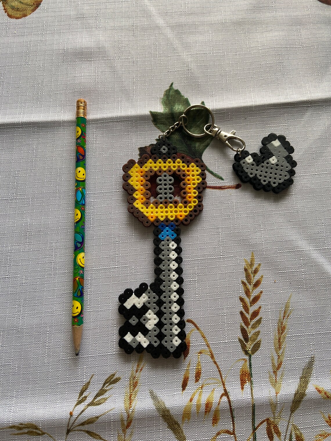 Kingdom Hearts Keyblade Keychain - Etsy