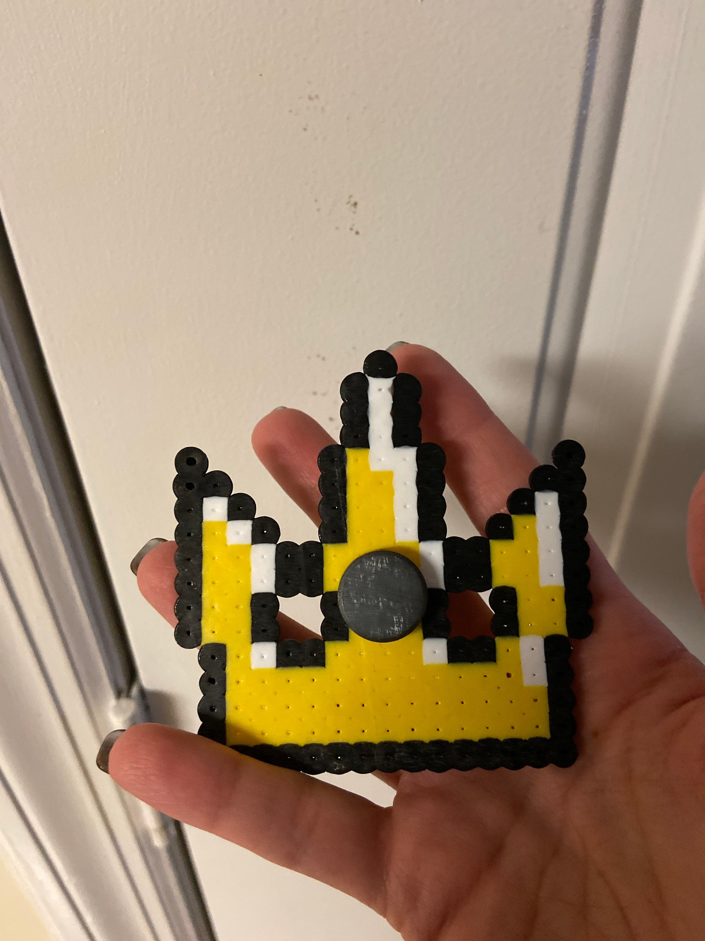 Kingdom Hearts Crown Perler Magnet - Etsy