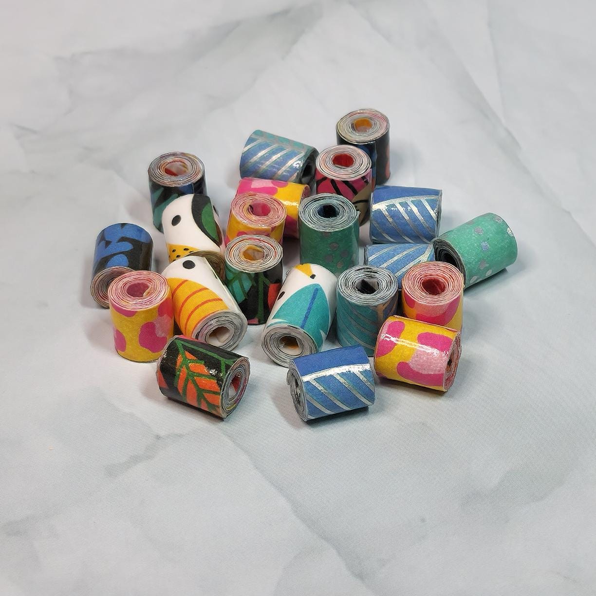 Handmade Paper Beads, Jewelry-making Supplies (21 Beads - 10 Mm - 13 Mm ...