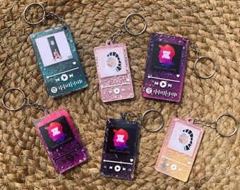 Music Player Keychain - Etsy