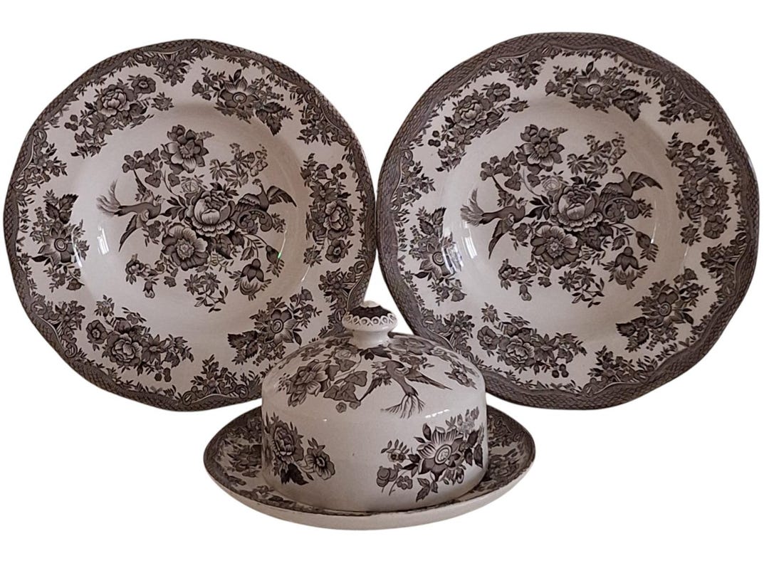 A Set of Enoch Wedgwood (tunstall) Ltd 'asiatic Pheasants' Pattern ...