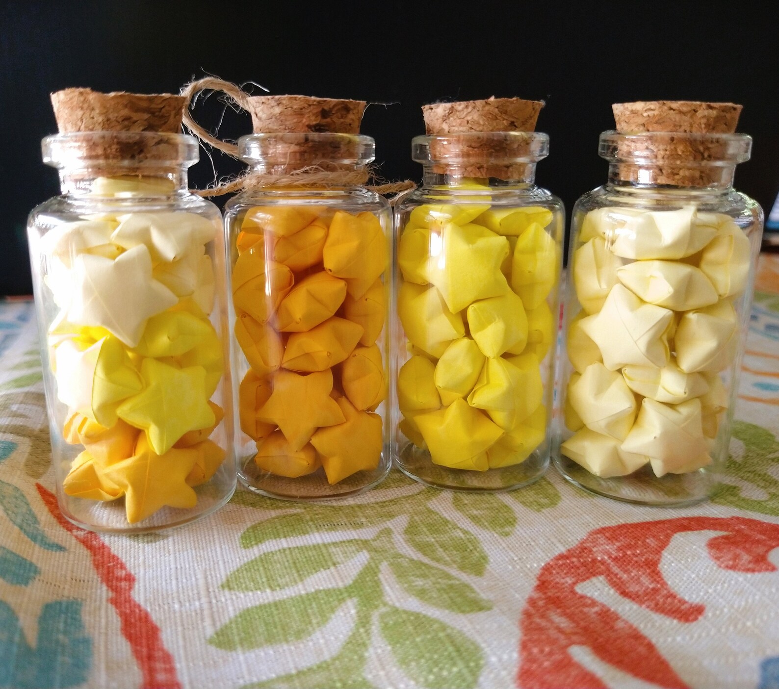 Yellow Lucky Star Jars, Mini Star Decor, Origami Paper Stars, Room ...