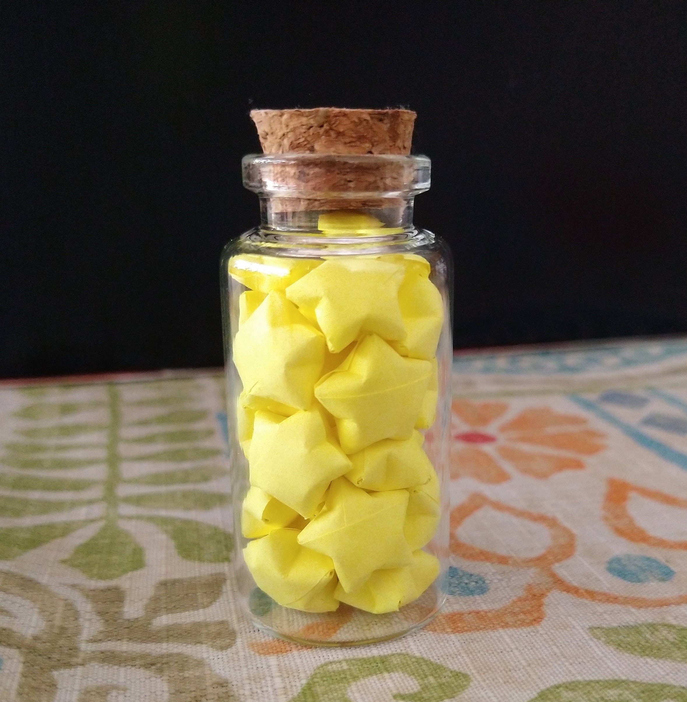 Yellow Lucky Star Jars, Mini Star Decor, Origami Paper Stars, Room ...