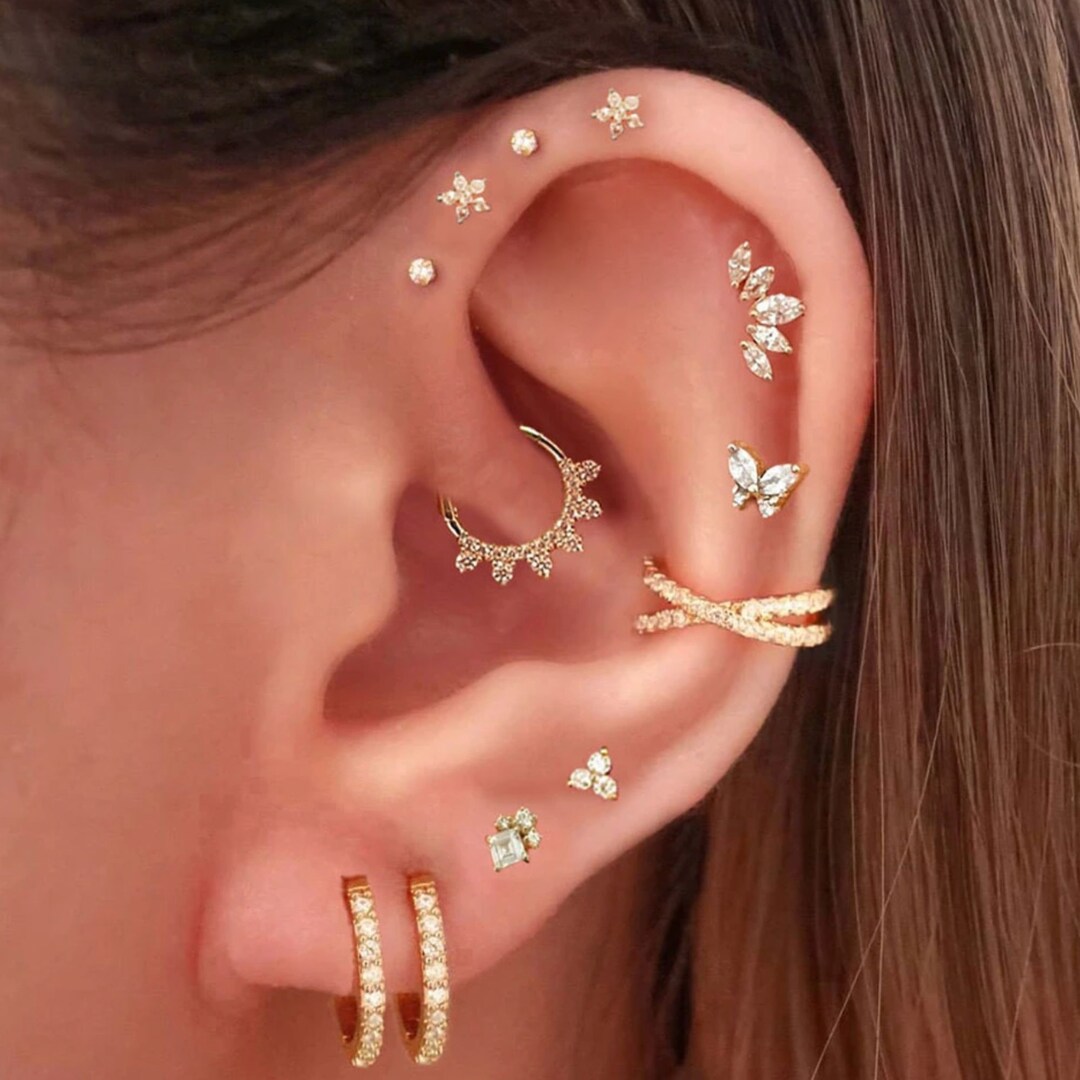 16g Mini Flower Gem Crown Bar Stud Internally Threaded Ear Cartilage ...