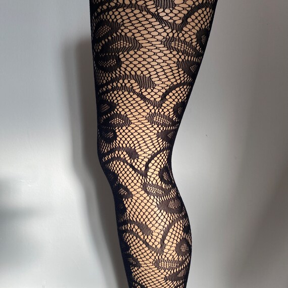Fishnet Flower Pattern