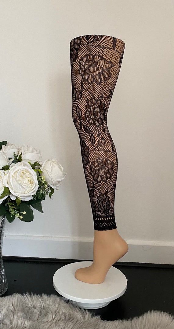 Fishnet Flower Pattern