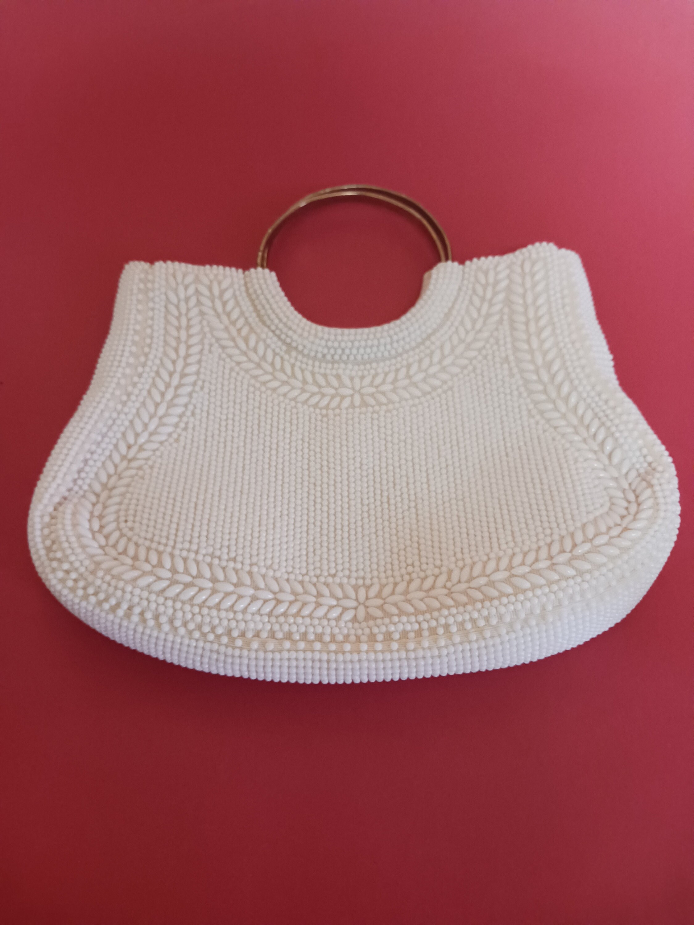 Vintage Cream Color Beaded Small Bag( Purse) With Round Gold Tone ...