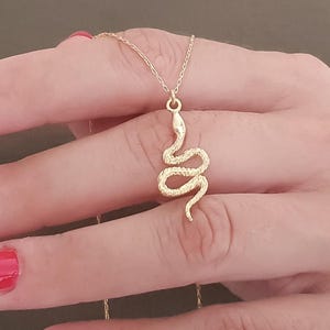 10k 14k 18k Solid Gold Snake Necklace, Snake Shaped Charm Necklace ...