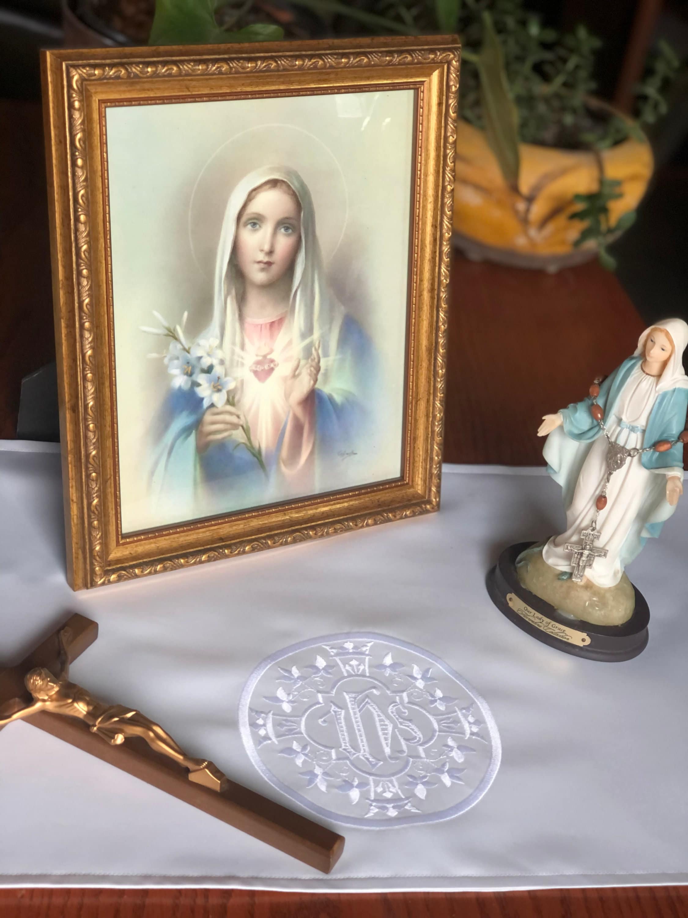 Home Altar Cloth With IHS Monogram - Etsy