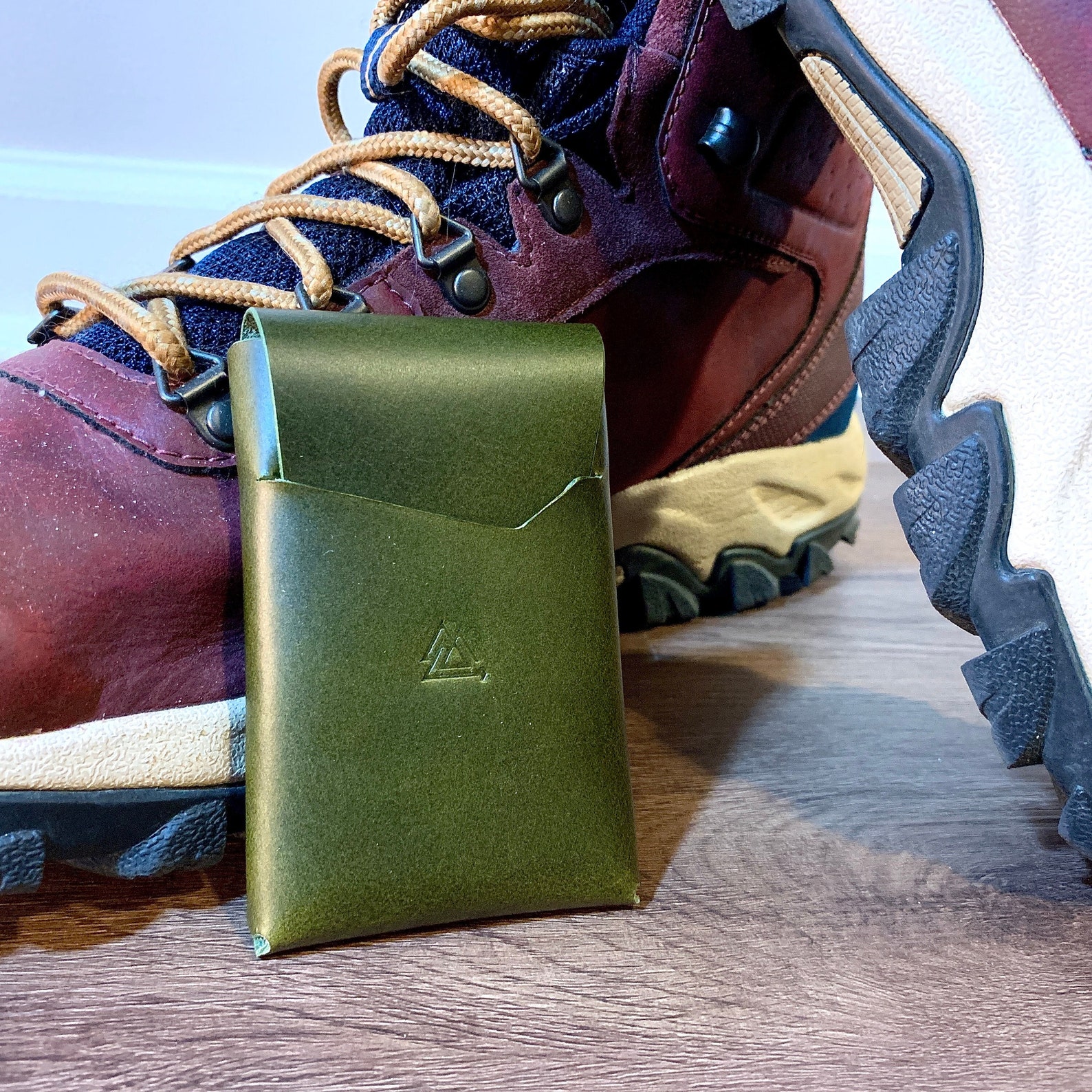 Stitchless Leather Wallet the Trek, Slim Card Holder, Minimalist Wallet ...