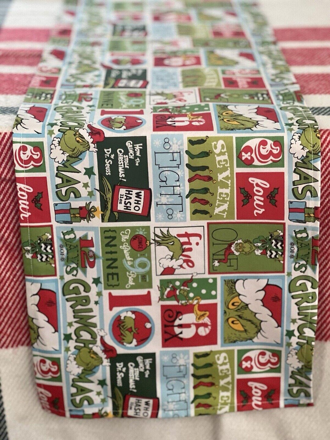 Grinch Christmas Table Runner 12 Days of Grinchmas Novelty Cotton ...