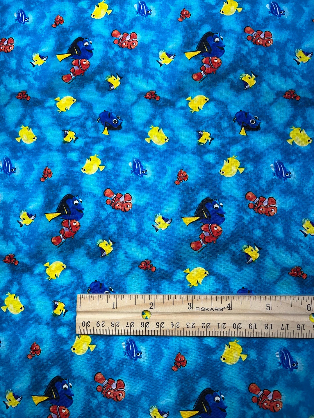 Disney Fabric, Nemo Fabric, Dory Fabric, Crush Fabric, ROYAL Background ...