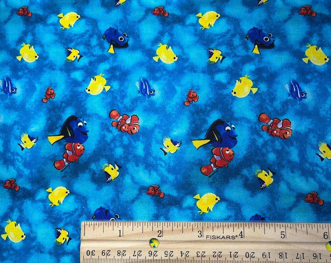 Disney Fabric, Nemo Fabric, Dory Fabric, Crush Fabric, ROYAL Background ...