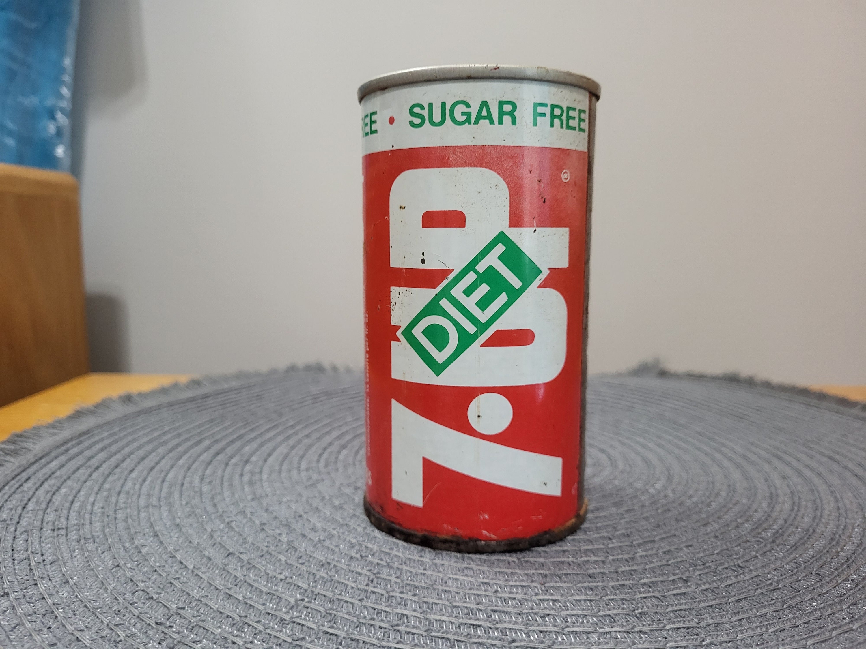 Diet 7up Can