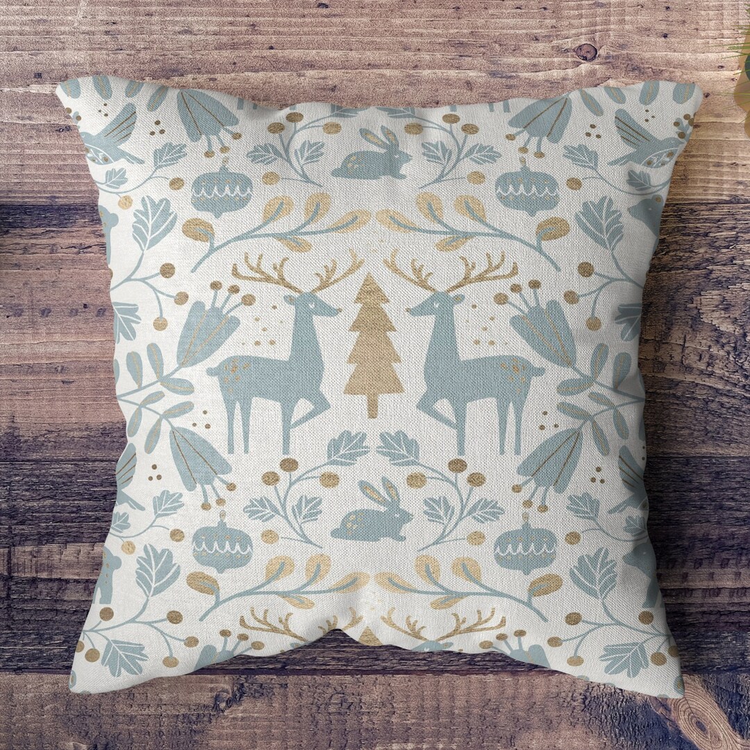 Vintage Scandinavian Winter Cushion Cover, Xmas Winter Animals ...