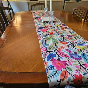 Floral Table Runner, Flowers Print Table Runner, Pink Floral Table ...