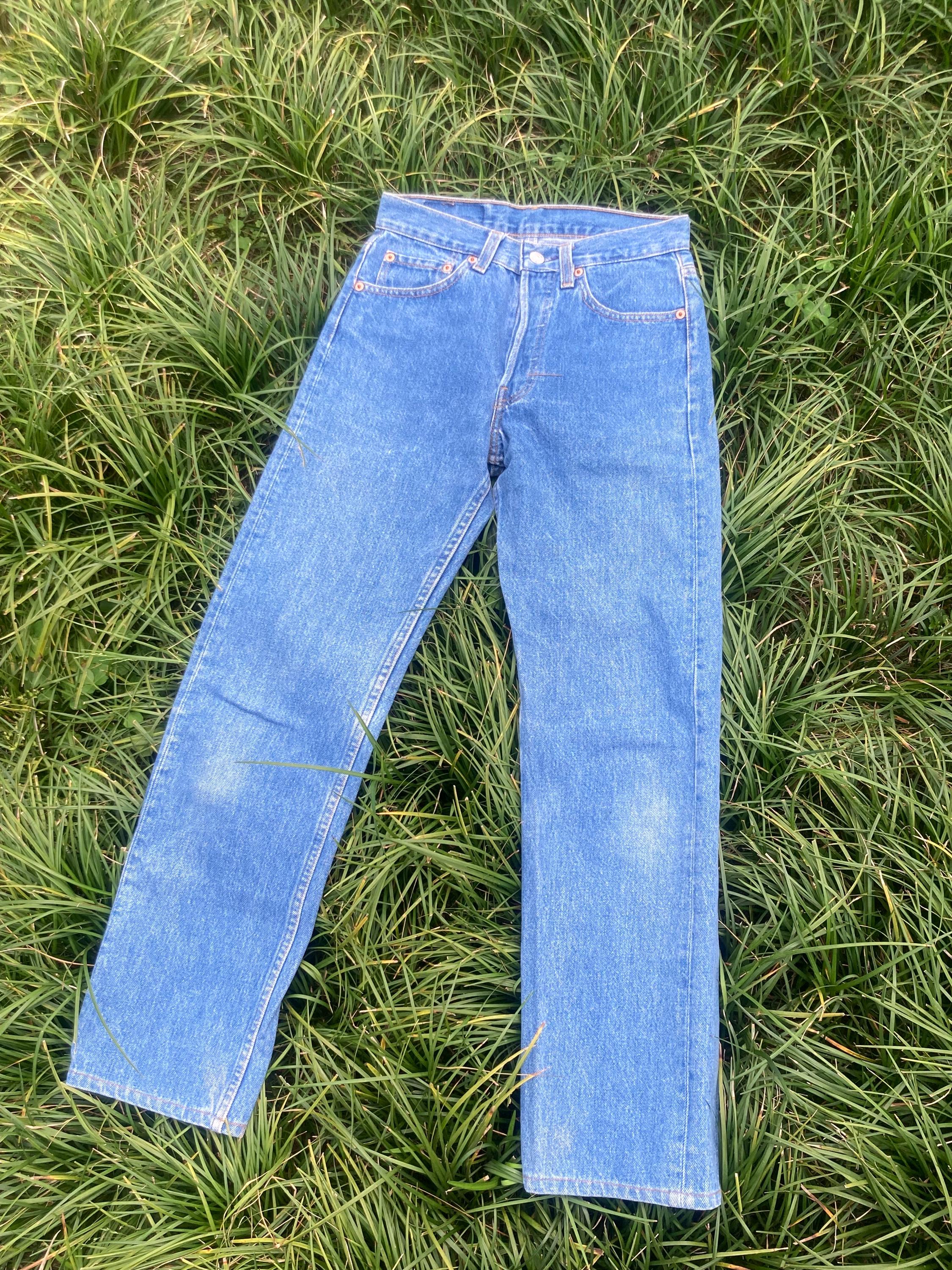 Levis 501 W28 - Etsy Levis 501 W28 - Etsy