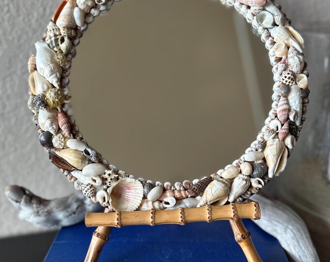 Vintage Seashell Frame Round Wall Mirror - Coastal Beach Decor - 1970s ...
