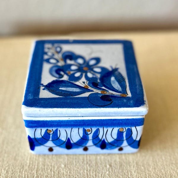 Pottery Trinket Box - Etsy
