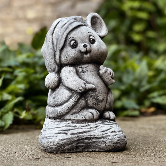 Mouse Garden Statue