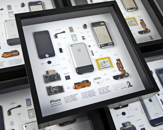 COLLECTOR SERIES Disassembled Ipod 1st Generation Art With - Etsy
