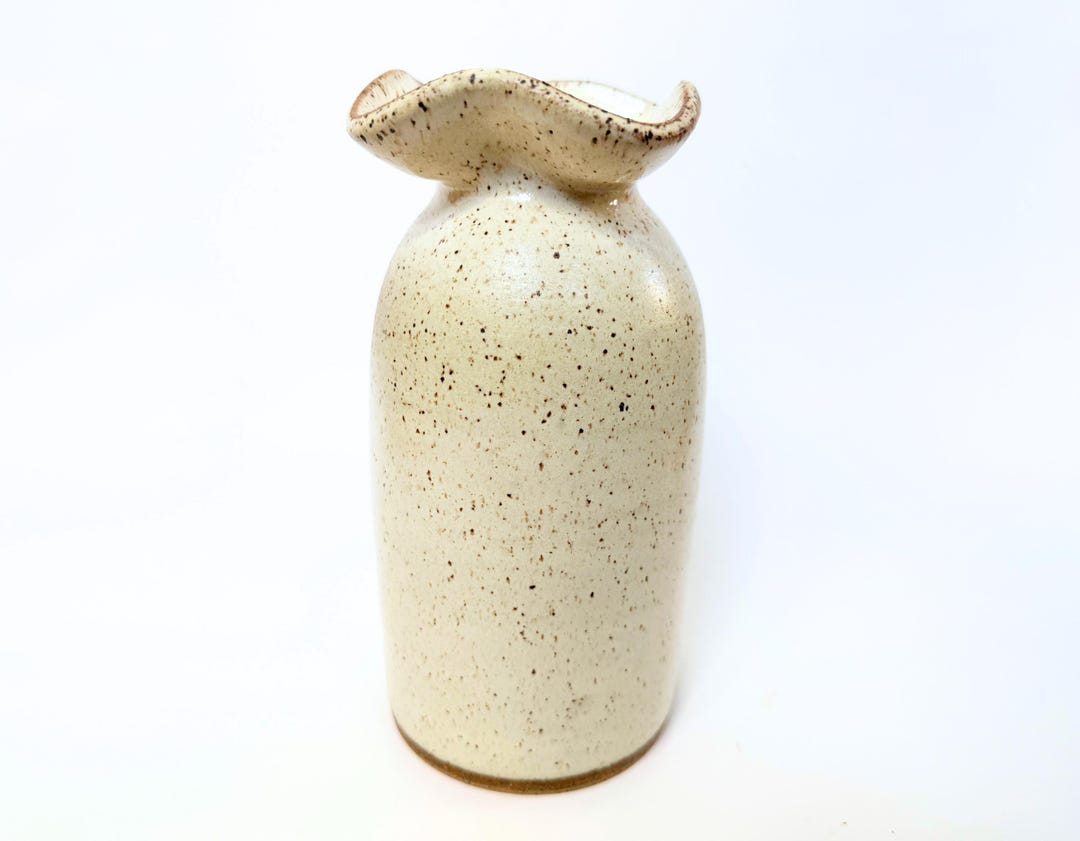 Ceramic Ruffle Vase, Off-white - Etsy