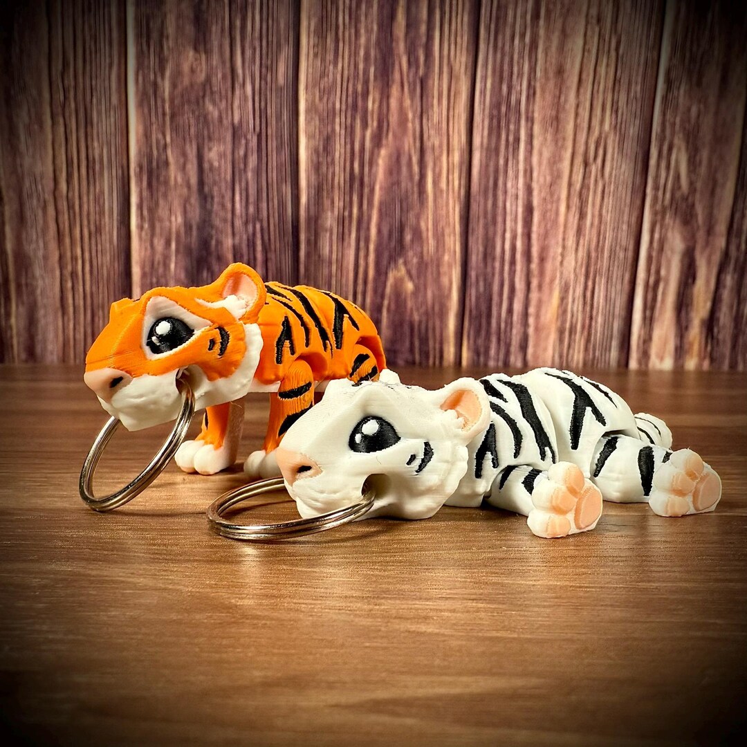 Mini Tiger Keychain - Articulated Mini Creatures! True to Life Keychain ...