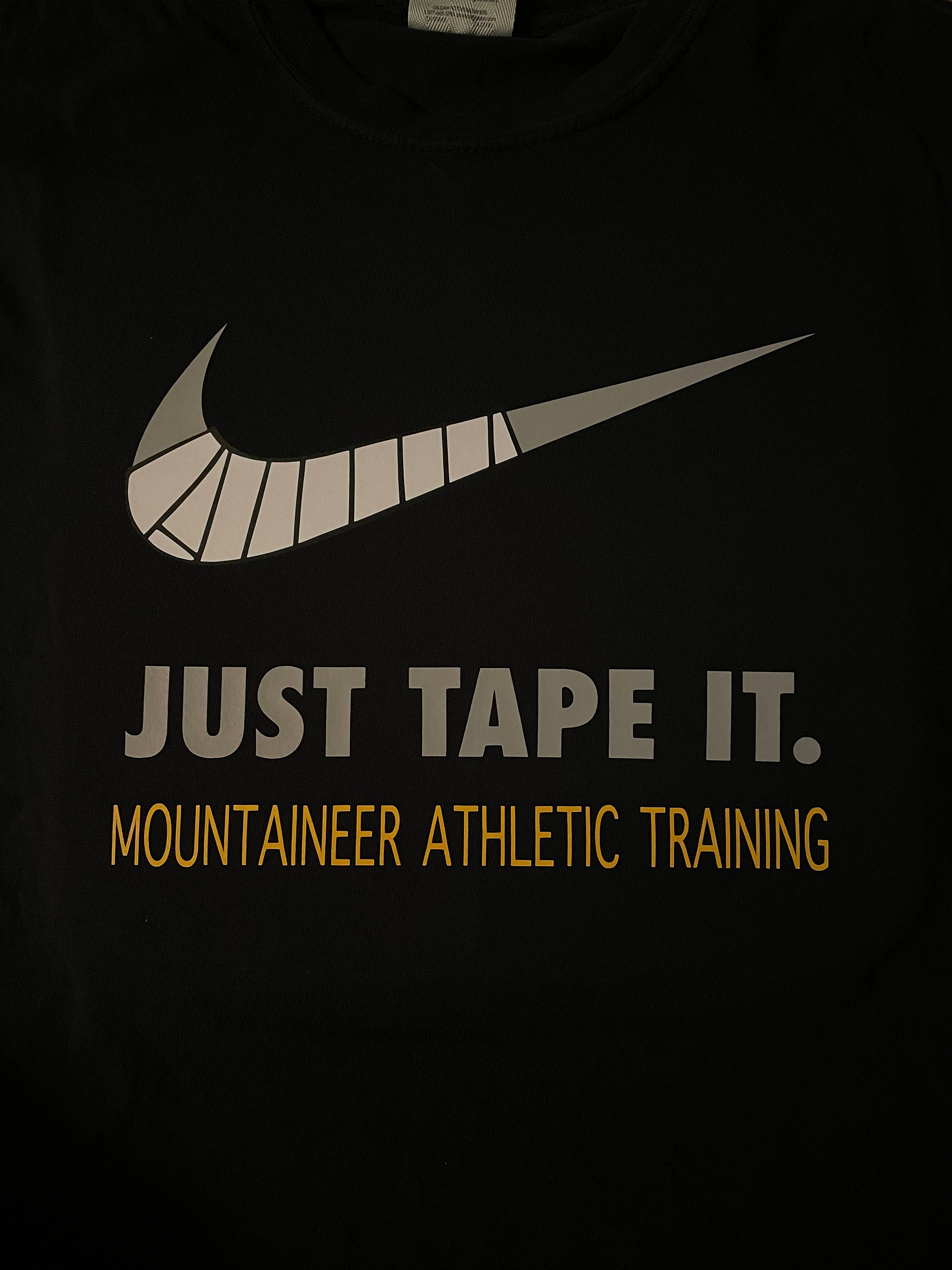 Athletic Trainer Shirt / Gildan T-shirt/ Taping Ankles / Just - Etsy