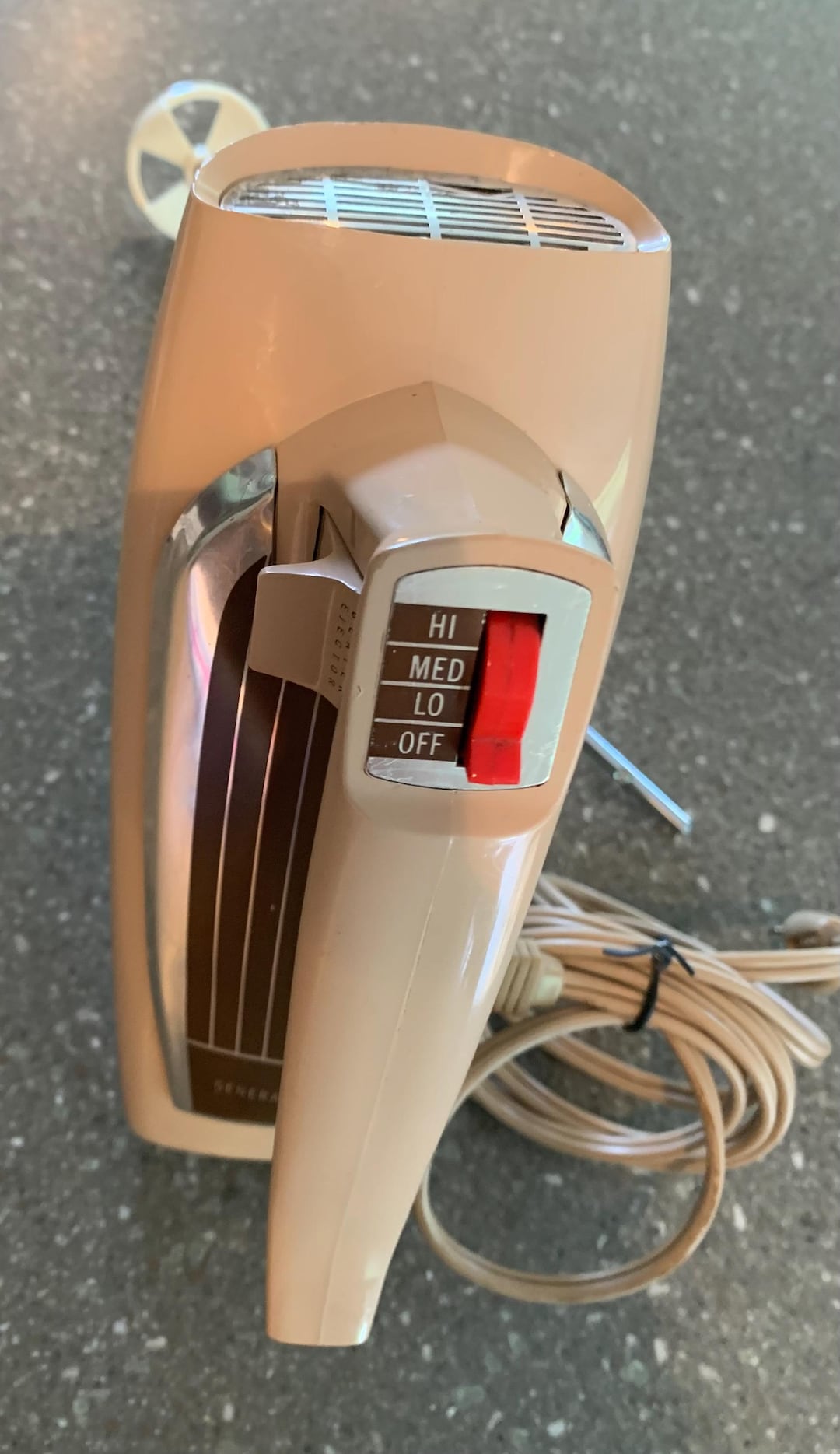 Vintage 1960's General Electric Atomic 3 Speed Brown Electric Hand ...