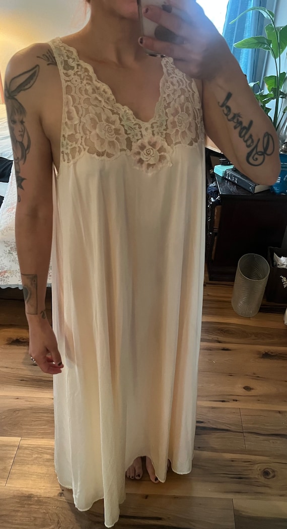 vintage shadowline nightie - Gem