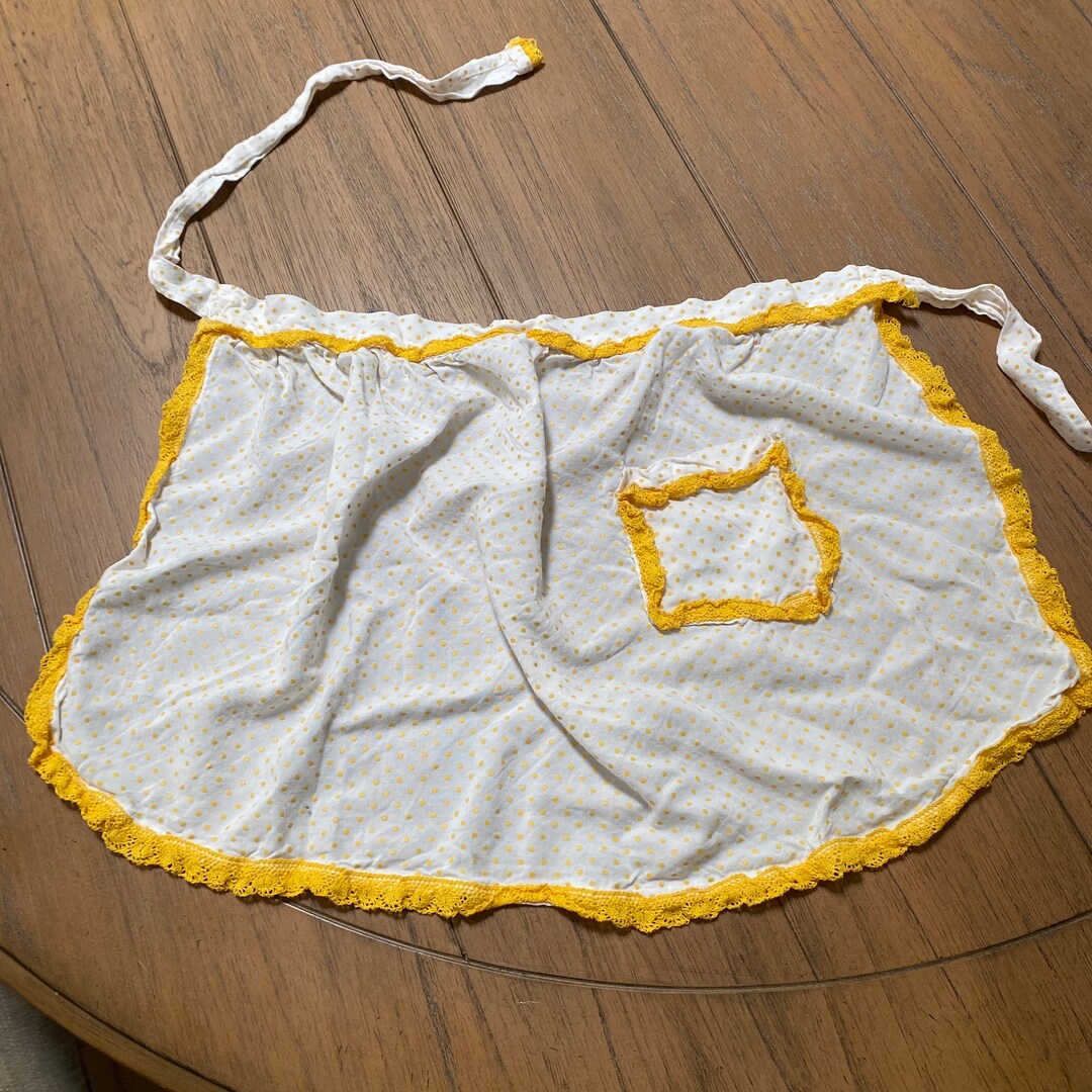 Vintage Half Apron With Pocket, Yellow Polka Dot Spring Apron, Spring ...