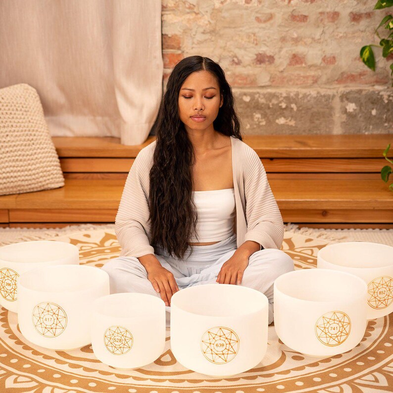Solfeggio Crystal Singing Bowl Set – 396, 417, 528, 639, 741, 852 Hz ...