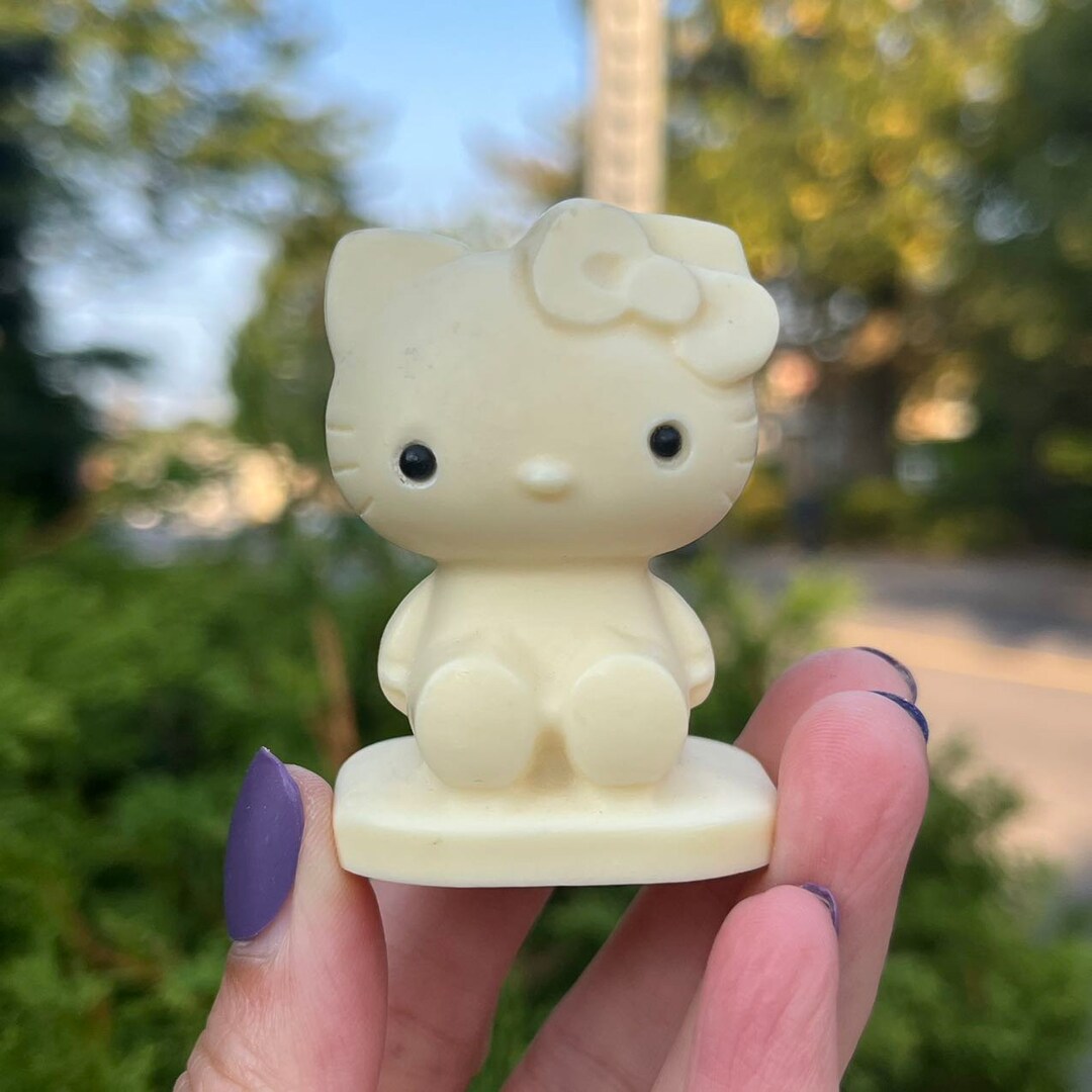 Tugua Nut Ivory Hello Kitty Plant Ivory Hk Carving Crystal - Etsy